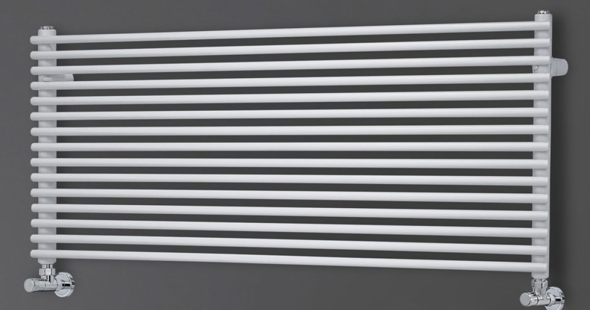 Hydraulisk radiator i stål med enkelt sektion af elementer